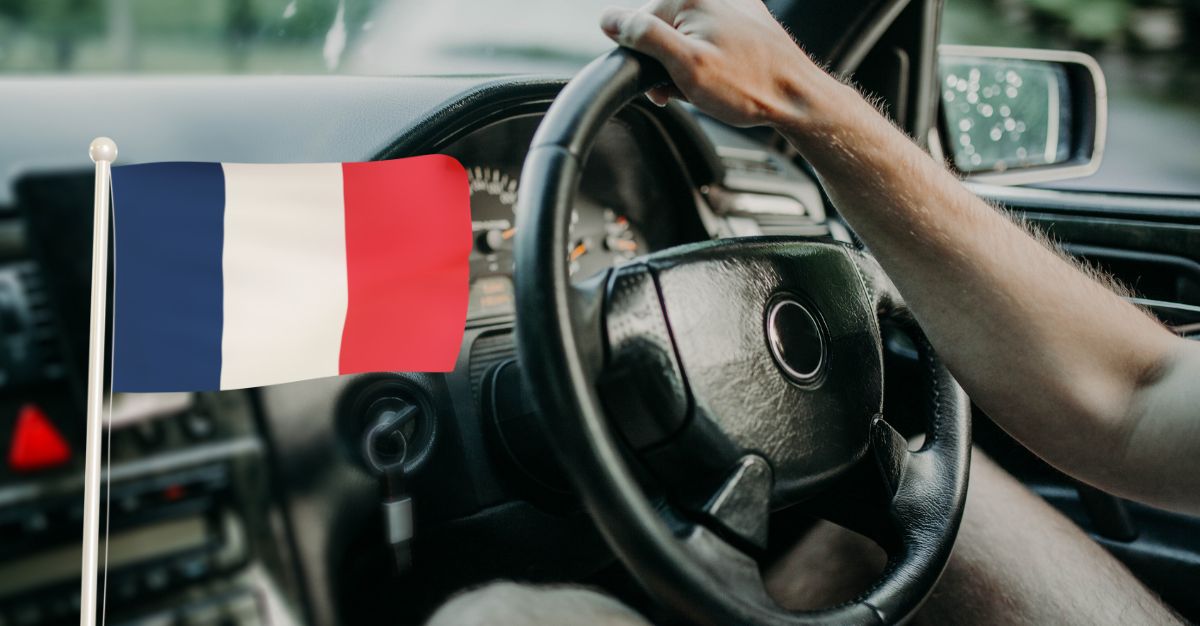 Acheter une voiture avec un volant à droite France : le guide